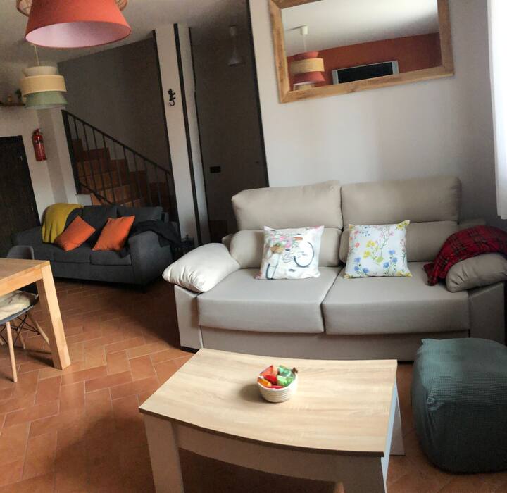 Casa Rural Cerca De Pedraza Y Segovia. - Sotosalbos