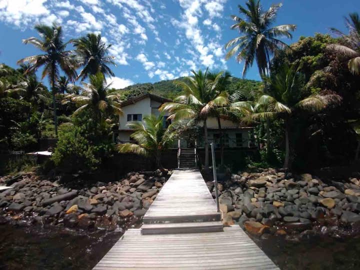 Casa Em Ilha Grande, Frente Ao Mar. - Ilha Grande