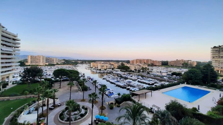 Bel Appartement A Mandelieu Avec Piscine Et Vue - Mandelieu-la-Napoule