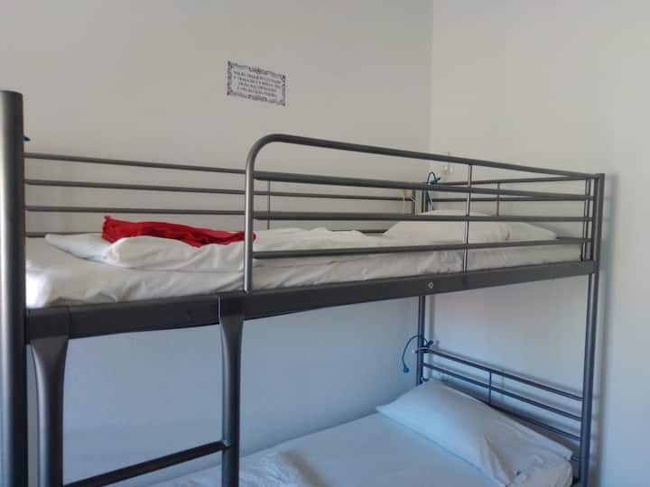 Old ÉVora Hostel - Dormitório Masculino (8 Camas) - Évora District
