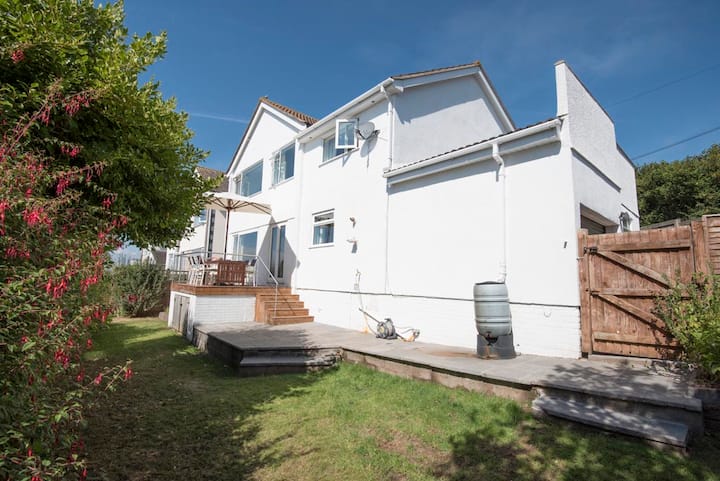 Large Family House With Amazing Sea Views - Teignmouth