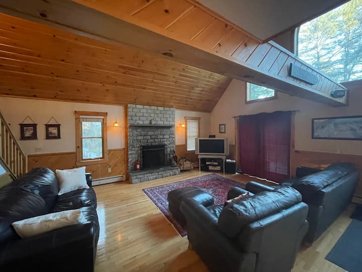 Pet Friendly Ski Chalet 5min From Sunday River - Maine