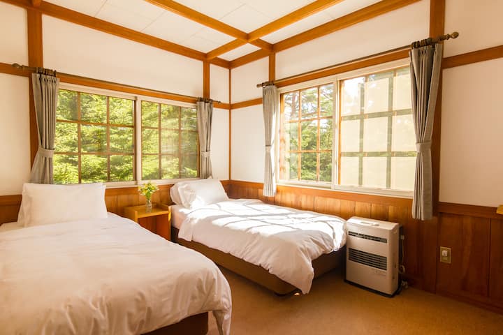 Kamishiro Mountain Lodge Double/twin Rm 6 Ensuite - Hakuba