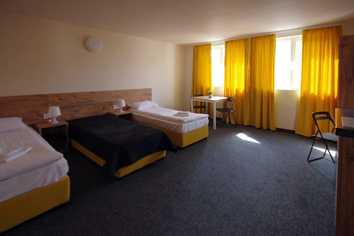 Studio Central 7 - Gabrovo