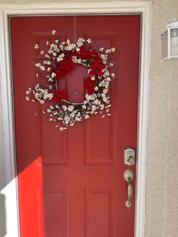 Beautiful Temecula Single Story Pool/spa Home - Temecula, CA