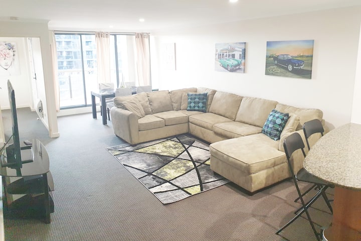 Braddon Holiday Rentals & Homes - Australian Capital Territory ...