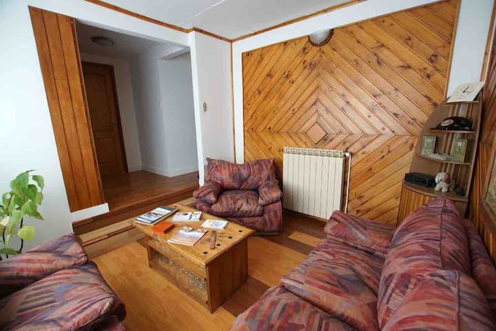 Hostal Hain, Espacio De Descanso Y Tranquilidad - Puerto Natales