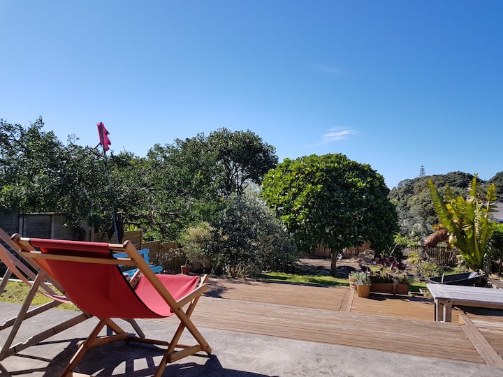 Family Beach Bungalow, Wainui Beach, Gisborne - Gisborne