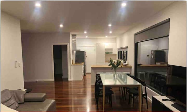 Kennans Place - Perth