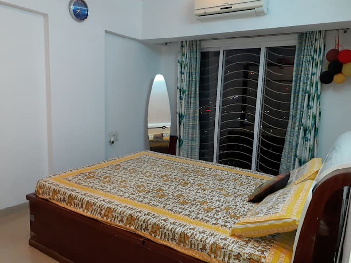 Females Only-luxury Room - Thane