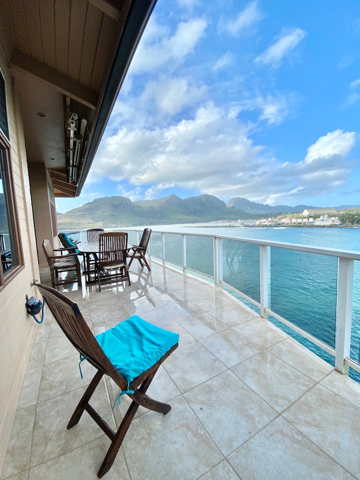 Honu Oceanfront Beach Home: Sleeps 9! - Kalapaki Beach, HI