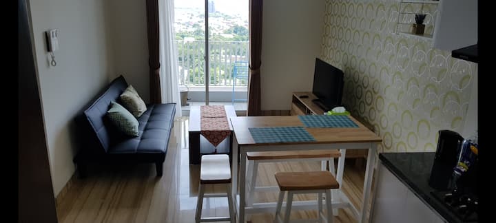 Apt Grand Sungkono Lagoon Tower Venetian Furnished - Surabaya
