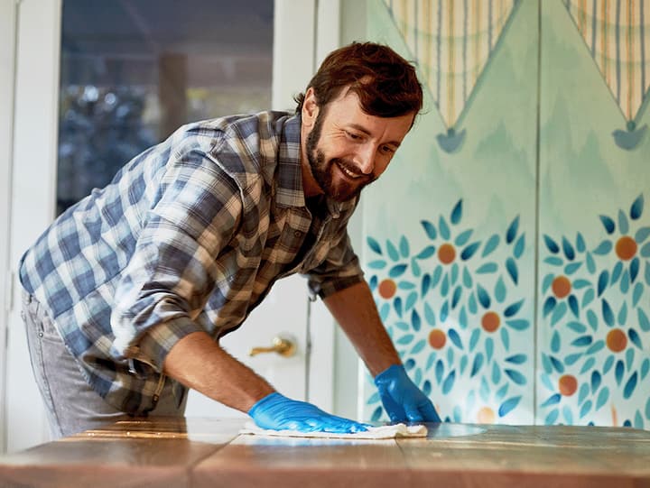 Offer your hosting services to Hosts on Airbnb