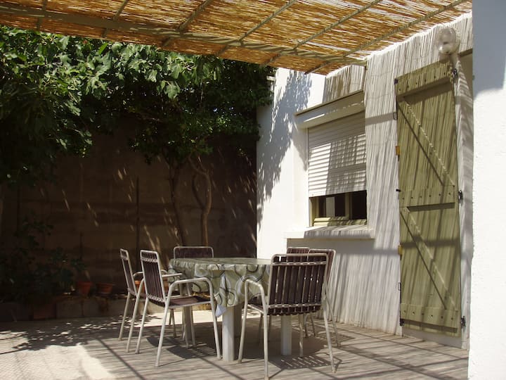 Meze Maison Au Bord Du Bassin De Thau - Mèze