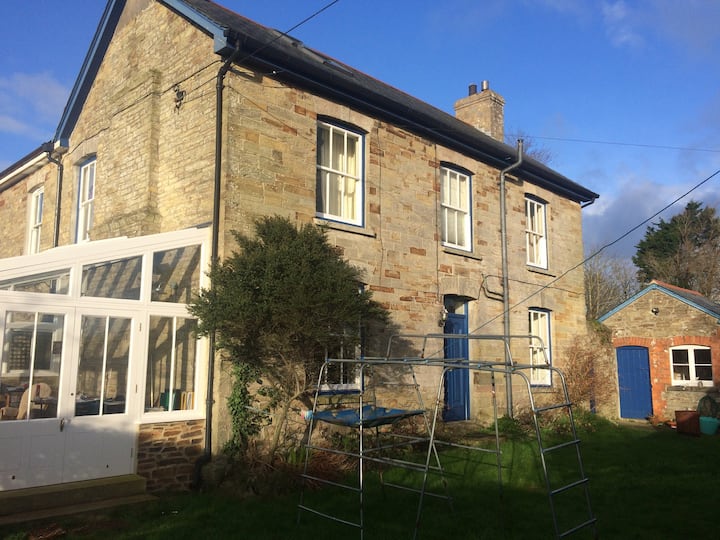 Beautifully Restored Farmhouse In Mithian A Couple Of Miles From The North Coast - Porthtowan