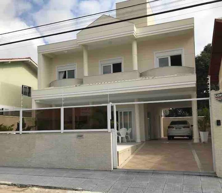 Casa De Praia Em Canasvieiras - Florianópolis