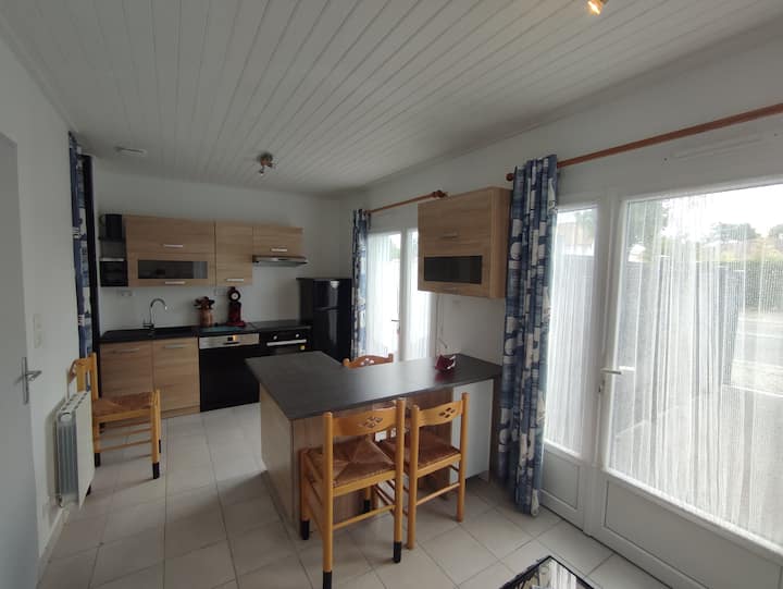 Maisonnette Avec Cour Extérieure Et Stationnement - Saint-Jean-de-Monts