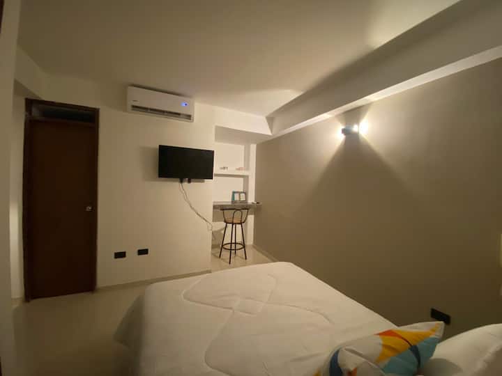 Apt With Ac Near Imbanaco And Stadium - 卡利