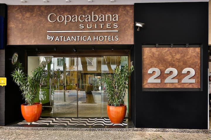 Apartamento Em Copacabana. Melhor Localização! - Rio de Janeiro