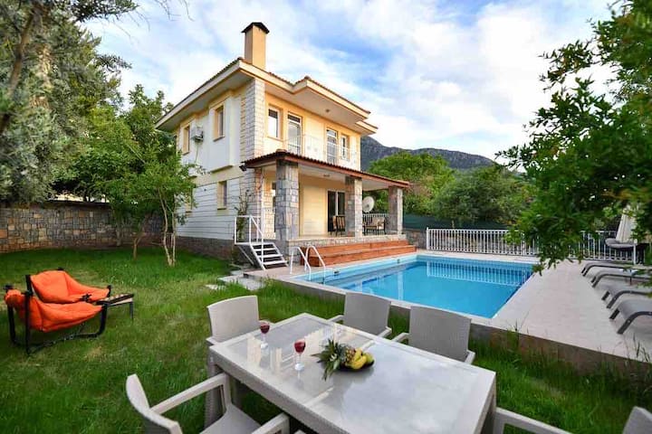 Fetihiye/ölüdeniz'de 3+1 Müstakil Villa(2) - Ölüdeniz