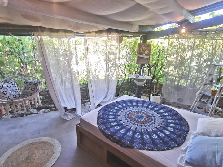 La Hûtte - Glamping Romantique En Sud Ardèche - Vallon-Pont-d'Arc