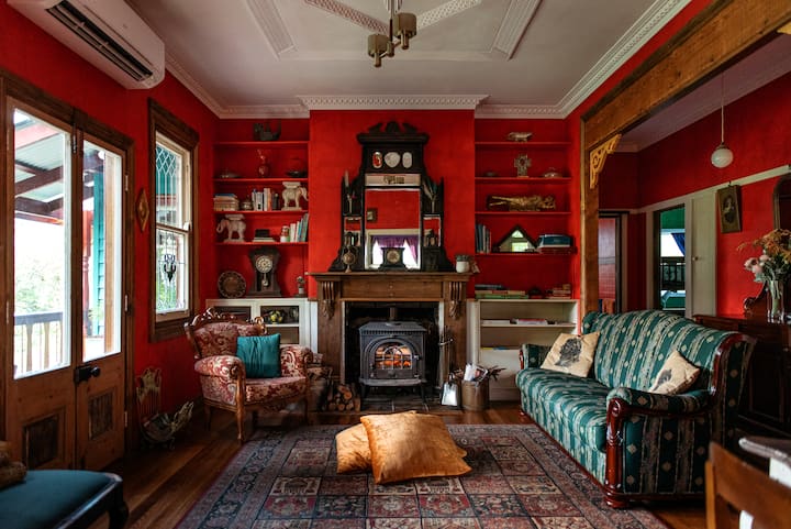 Margate - Character House With Mountain Views - Currawong Rd
