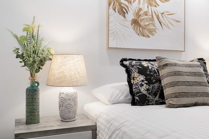 A6 - Work-from-home Haven | Free Wifi | 1br! - Iluka