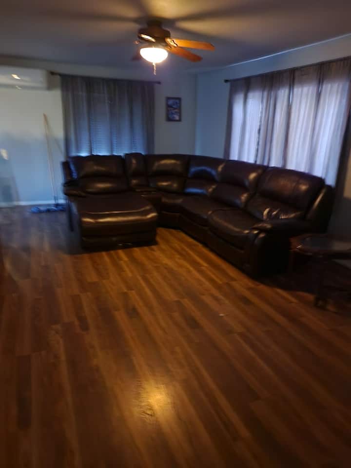 Room In Banning - Banning, CA