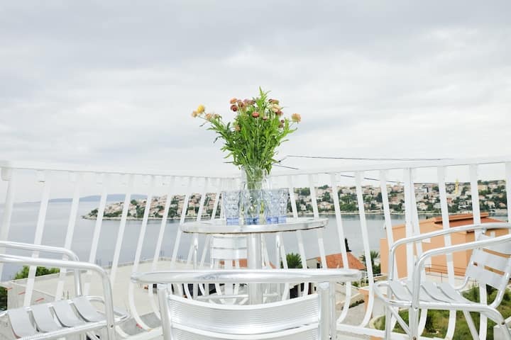 Apartments Paulina 7 Persons ČIovo - Trogir