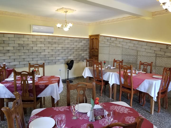 Las Piedras: 3 Rooms 6 Pax In Soroa, Solar Energy - Cuba
