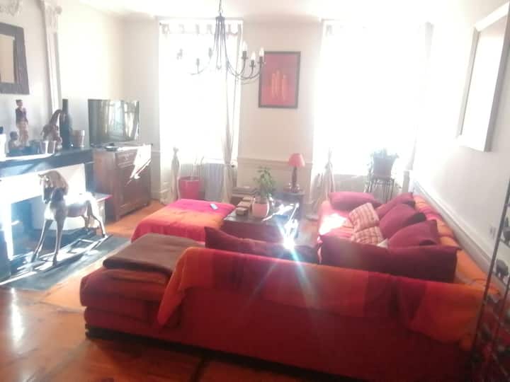 Charmant F3 Au 2ème éTage 95m2 En Centre Ville - Le Puy-en-Velay