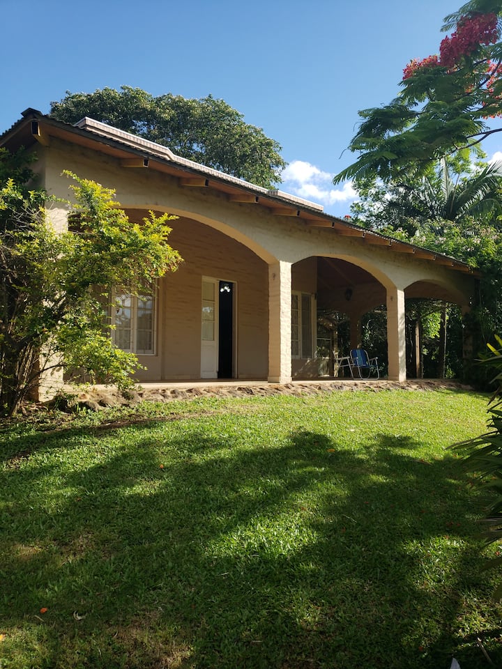 Casa Frente Al Río Con Piscina - Provincia de Chaco