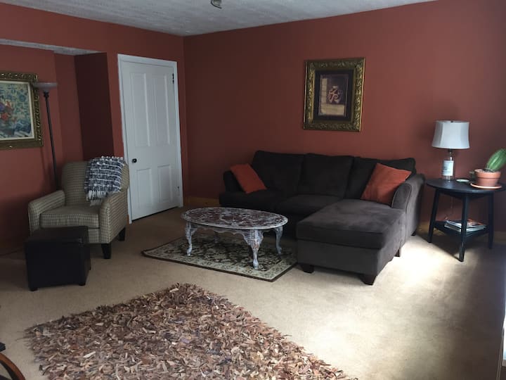 Convenient Perch In The Entertainment District - Cincinnati, OH