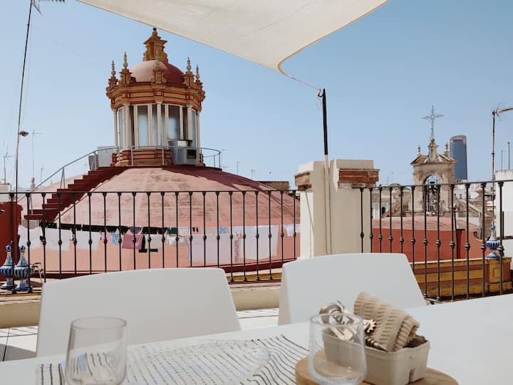 Antigua Casa Con Terraza Privada - Séville