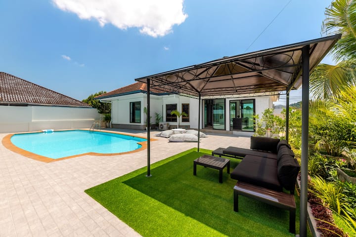 +4 Bed Closeby Patong + Families + Netflix + -