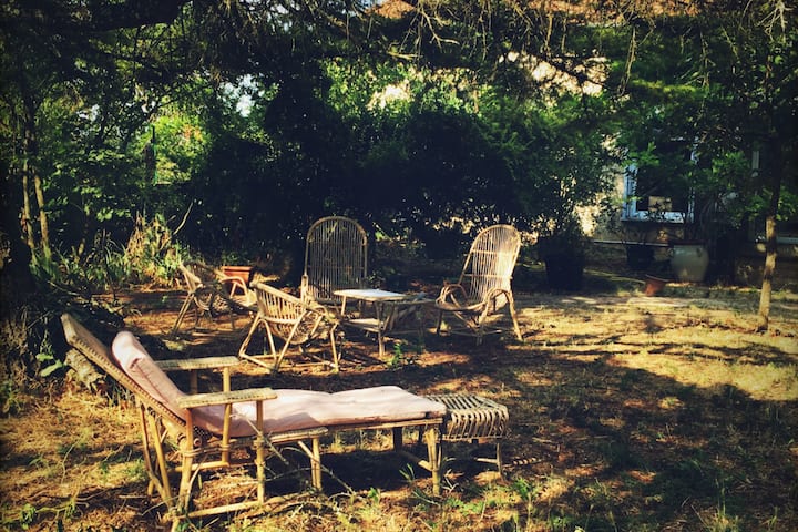 Grande Maison De Village Entre Plaine Et Garrigue - Allègre-les-Fumades