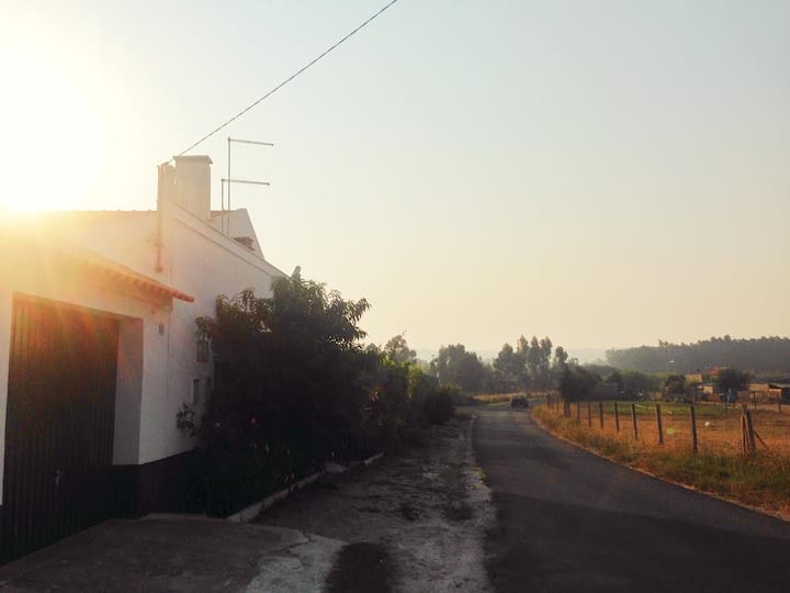 Charming Country House In Relaxed Area - Caldas da Rainha