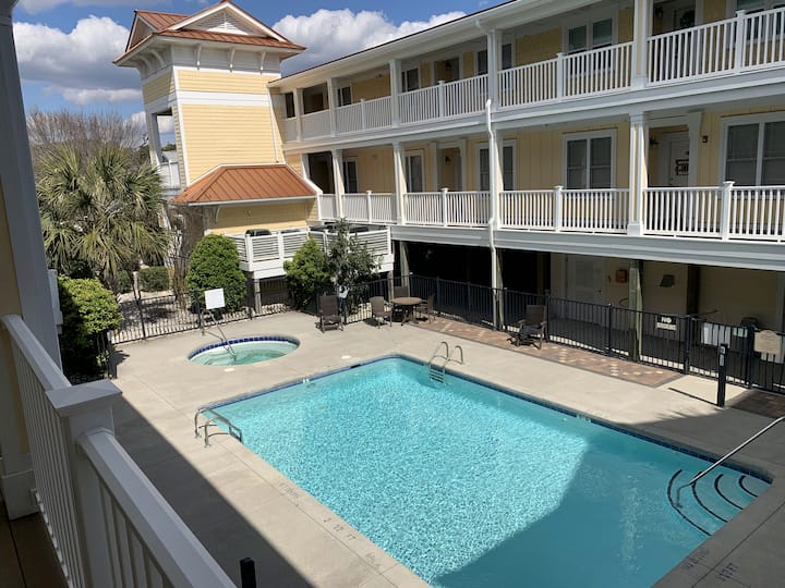 ~Carolina Tides~ Ocean View, Fishing Pier, Pool - Bald Head Island, NC