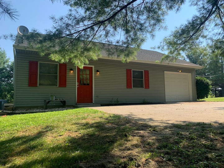 Only 1.5 Miles From The Creation Museum! - North Bend, OH