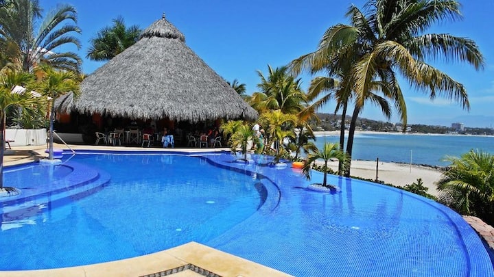 Punta Esmeralda,  Departamento Con Vista Al Mar - Bucerias