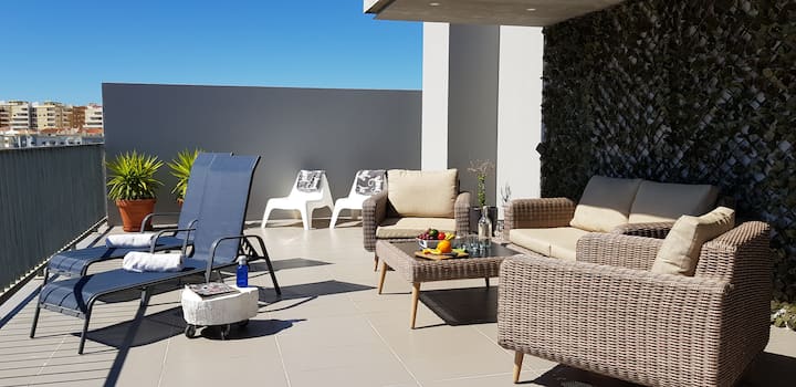 Private Roof Terrace Apt For 4 Overlooking Marina - Lagos