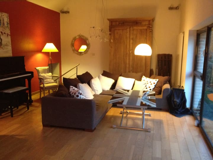 Chambres De Standing
Pause Au Bord De L'eau. - Val-Joly