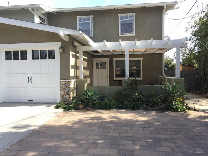 Beach Hideaway - Carlsbad, CA