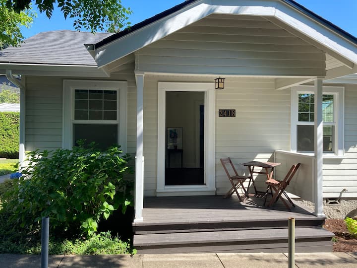 Bungalow 18 - Eugene, OR