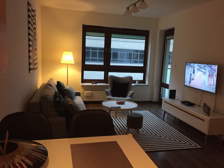 Giełdowa Apart, Next To Metro - Warsaw