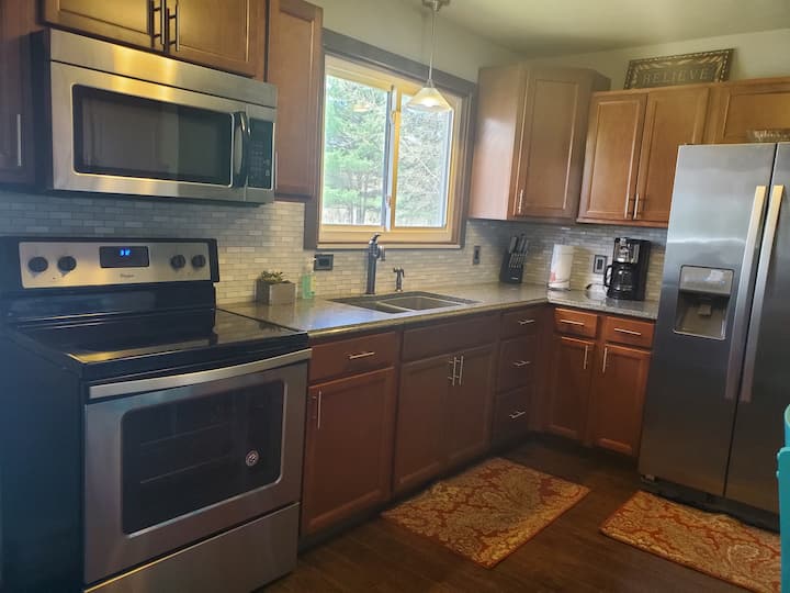 3 Bed 2 Bath Home On The Lake - Berrien Springs, MI