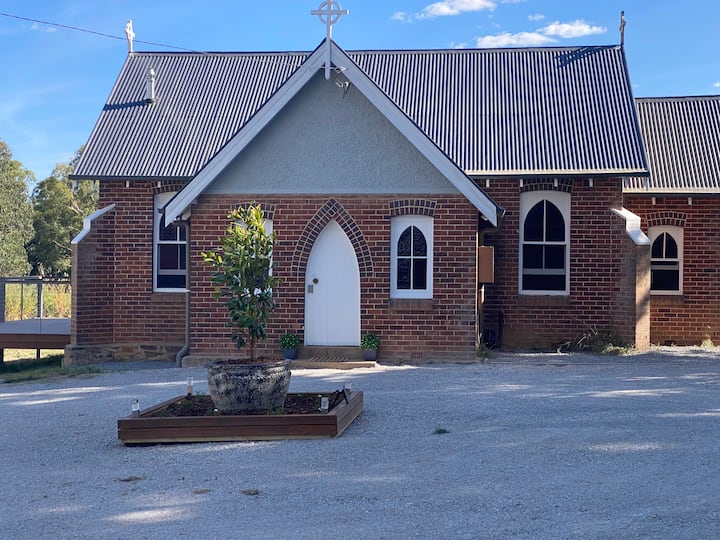 All Saints Church Stay Laggan - Crookwell