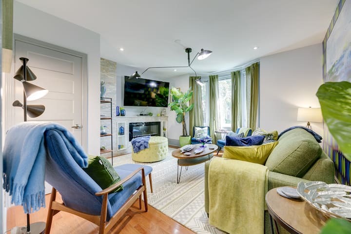 Stunning 3bed,1.5ba, 2levels Of Home, Deck,parking - Toronto