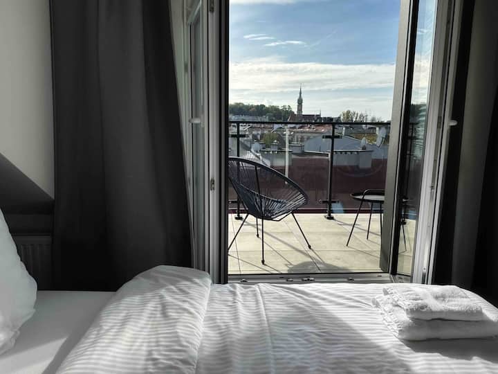 Skyline Views In Historic District | Parking Space - Kraków