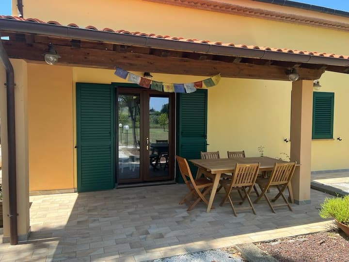 Casa Shanti Bhavan  A Cecina (G.) - Bibbona
